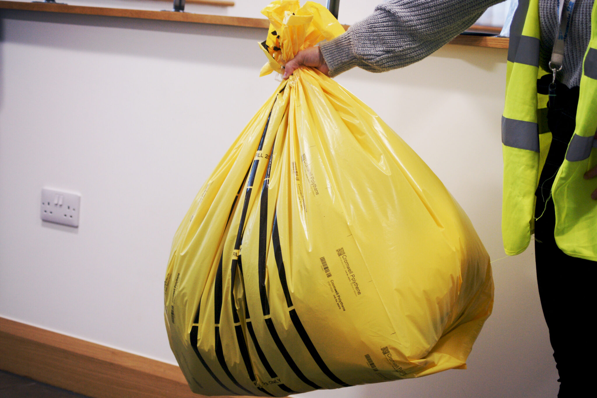 The Smart Guide to selecting the right bags - Cromwell